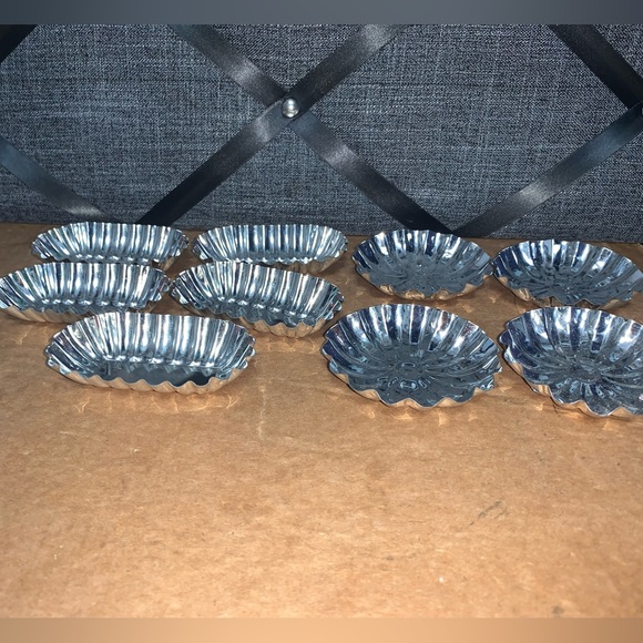 Kitchen | Vintage 9 Tartlet Tins 2 Different Shapes | Poshmark